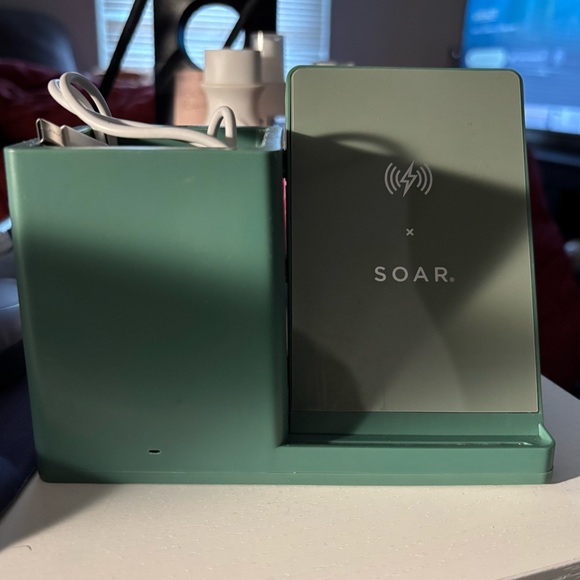 Soar | Office | Soar Wireless Desk Charger Excellent Condition | Poshmark